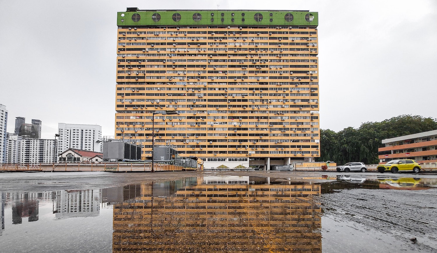 To All the En Bloc Buildings I’ve Loved Before